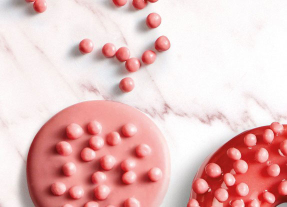 Czekoladowe perełki Crispearls™ Ruby – Callebaut – 0,8 kg - Torcik.net